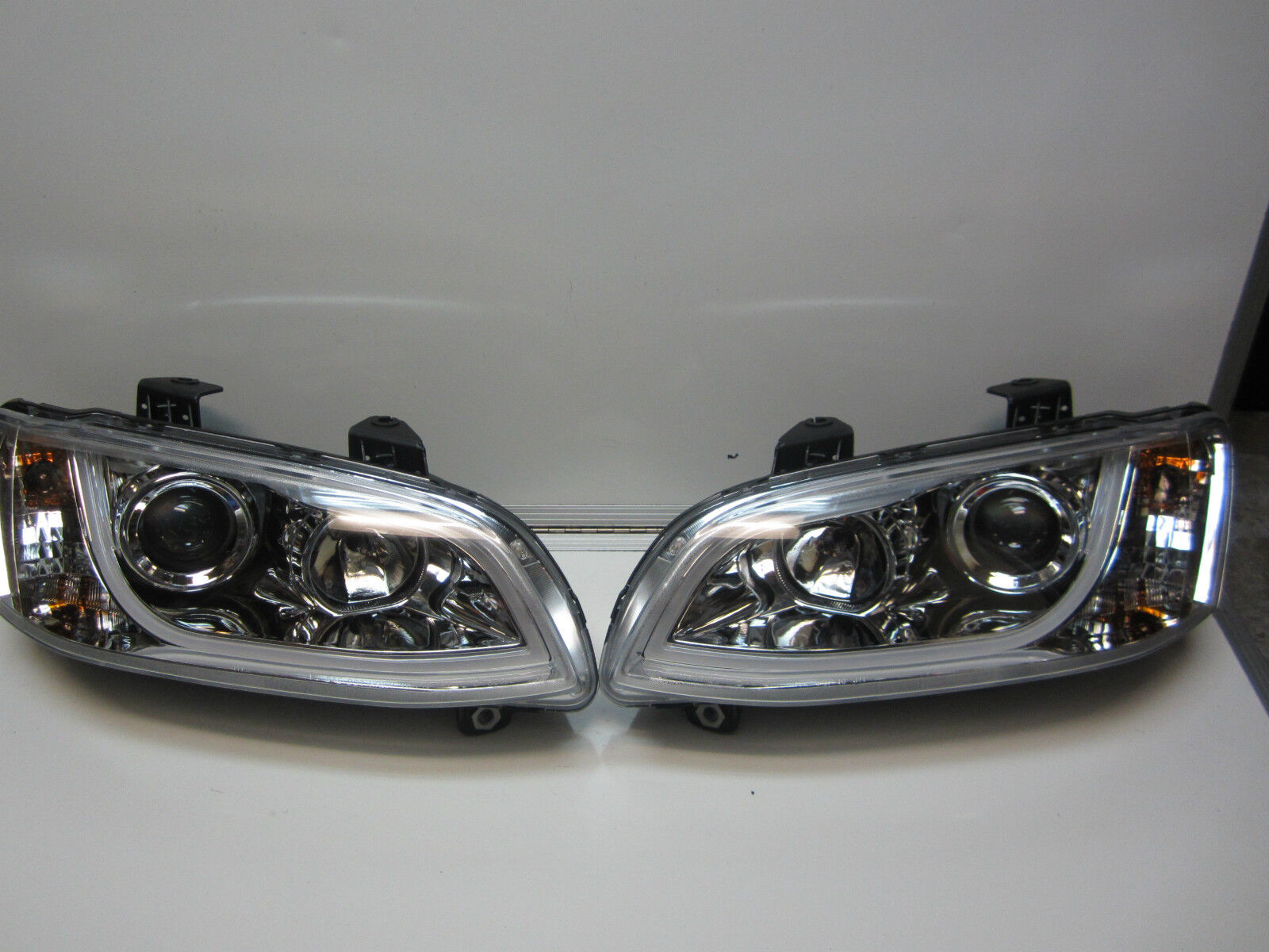 Holden Commodre VE SERIES 2 CHROME LED DRL Projector Headlights Pair N ...