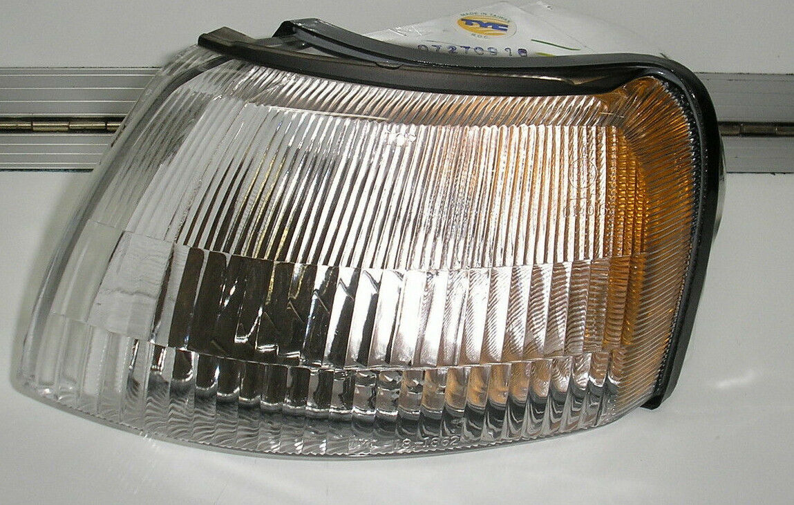 HOLDEN COMMODORE VN INDICATOR CORNER LIGHT PASSENGER SIDE LEFT HAND NE ...