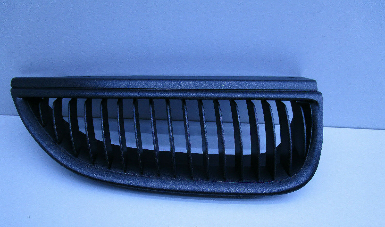FRONT BUMPER GRILLE DRIVE SIDE R/H TO SUITE HOLDEN COMMODORE VT MODELS ...